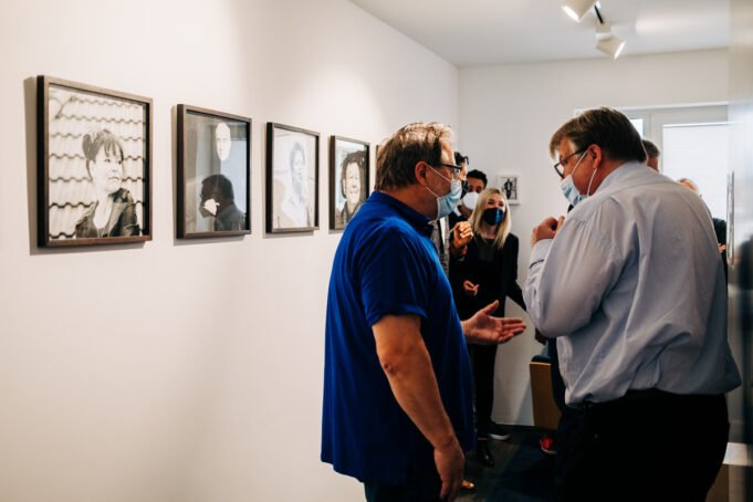 Bildergalerie - HomBuch mit Theo Roos und Martin Feifel in der Galerie ...